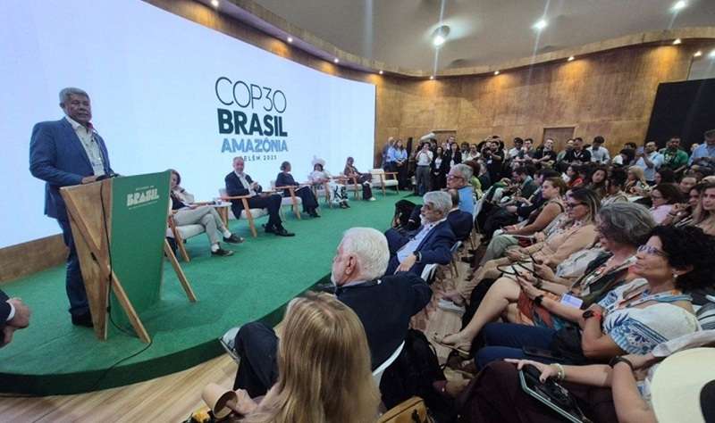 Na COP30, Jerônimo apresenta experiências da Bahia em transição ...